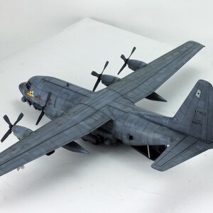 AC-130H Spectre Model: 1/72 Scale, Probuilt USAF Aircraft - Etsy