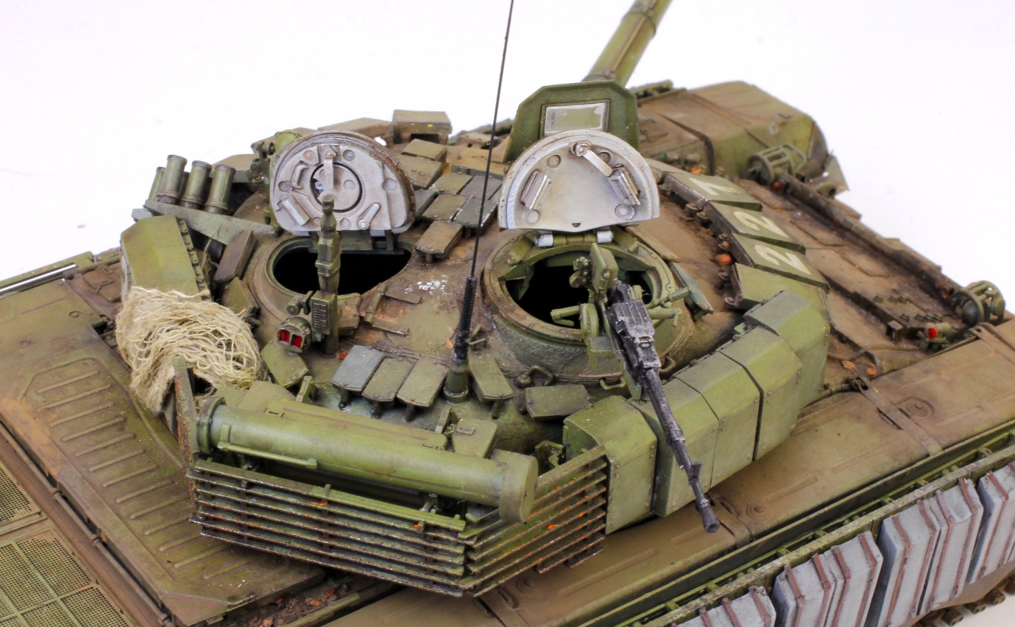 Russian T-72B3 mod.2016 1:35 Tank Model built and Painted by Professional Skills - Etsy
