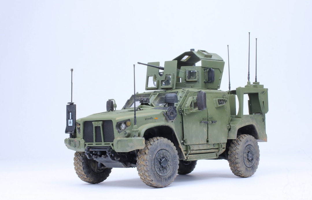 Probuilt Model M1278 Heavy Guns Carrier General Purpose JLTV-GP 1:35 built and Painted by ...