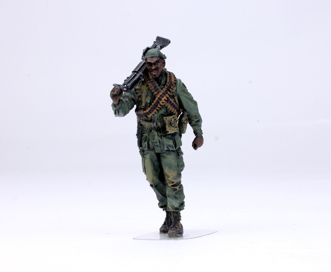 Painted Figure US Army Machine Gun Soldier in Vietnam War 1:35 Scale ...