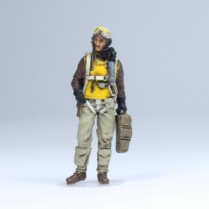 Painted Figure US Navy Pilot WWII 1:48 (built and Painted by ...