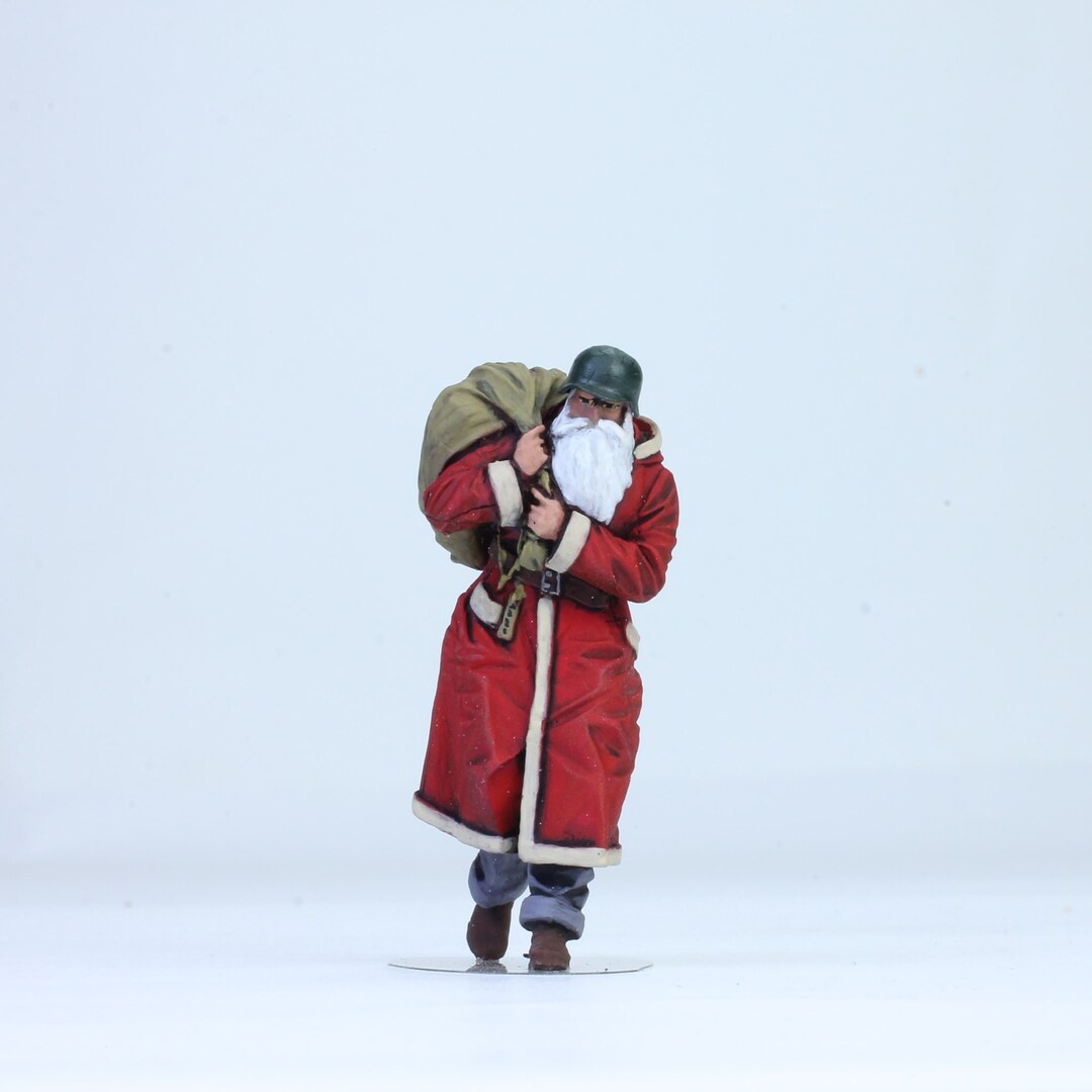 Painted Figure Military German Santa Claus WW2 1:35 Scale (built and ...
