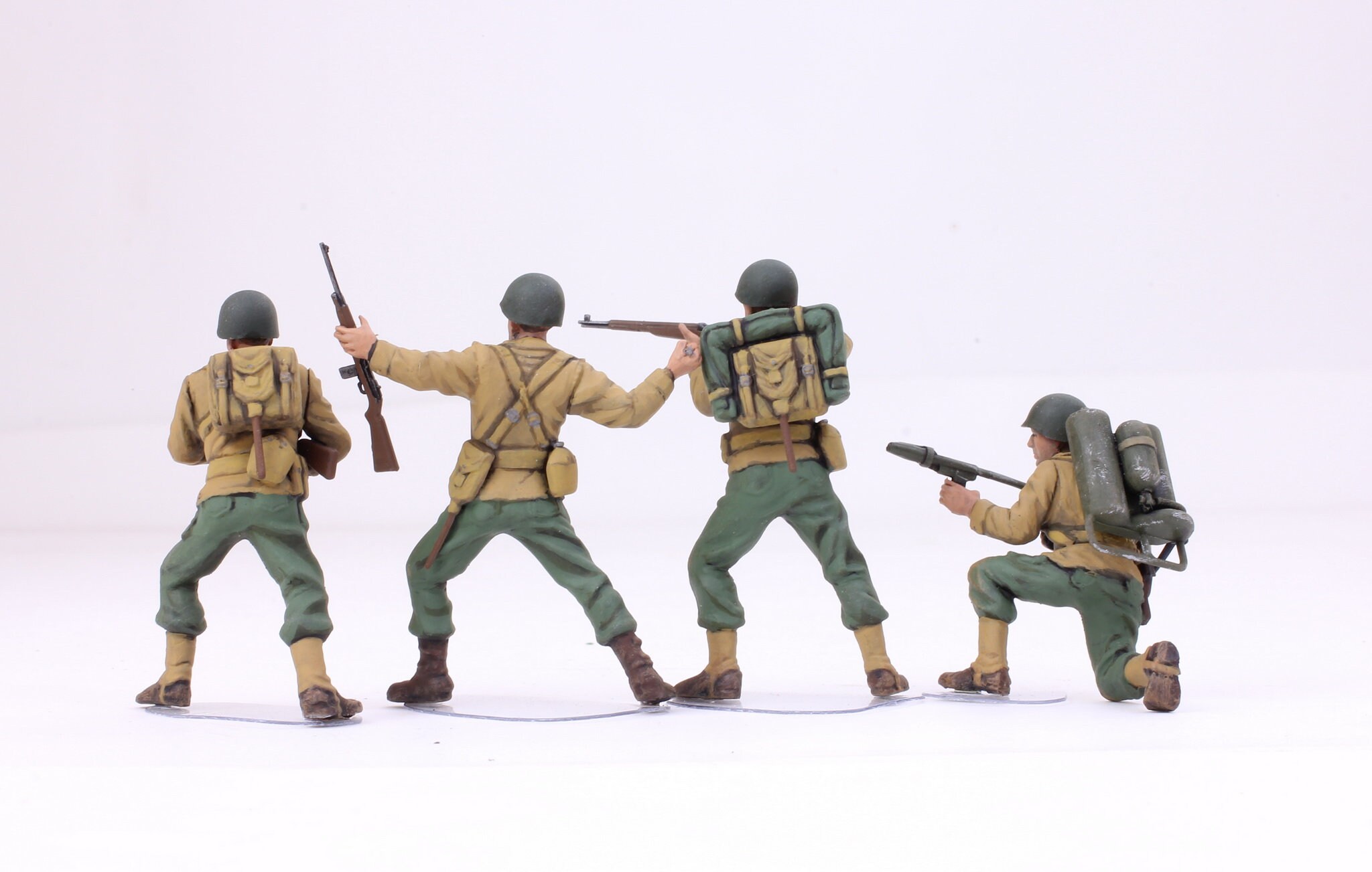 Painted Figures US Infantry in Battle, European 1944 04 Figures WW2 1: ...