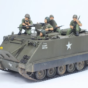 US M113A1 APC /w 05 Crews (interior Detail) Vietnam War 1:35 (built and ...