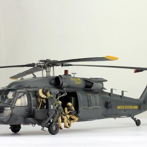 Handmade 1:35 MH-60L Black Hawk Model With Crew - Etsy