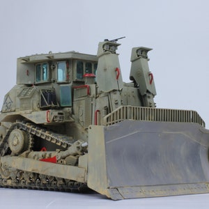 Handmade D9R Armoured Bulldozer Model: 1/35 Scale, Modern Warfare - Etsy