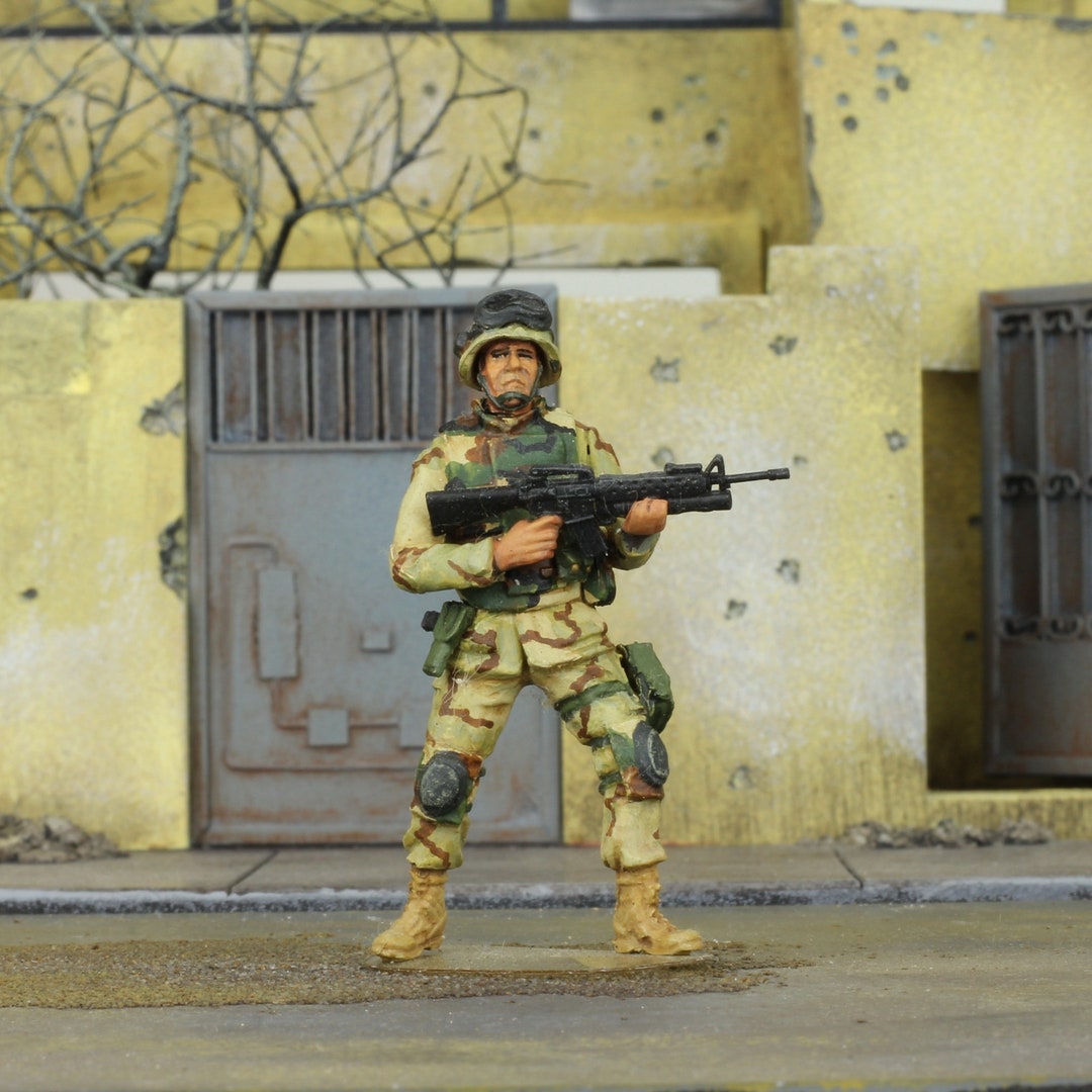 Pro-painted Figure US USMC Soldier in Battle (set 4, Base is Not ...