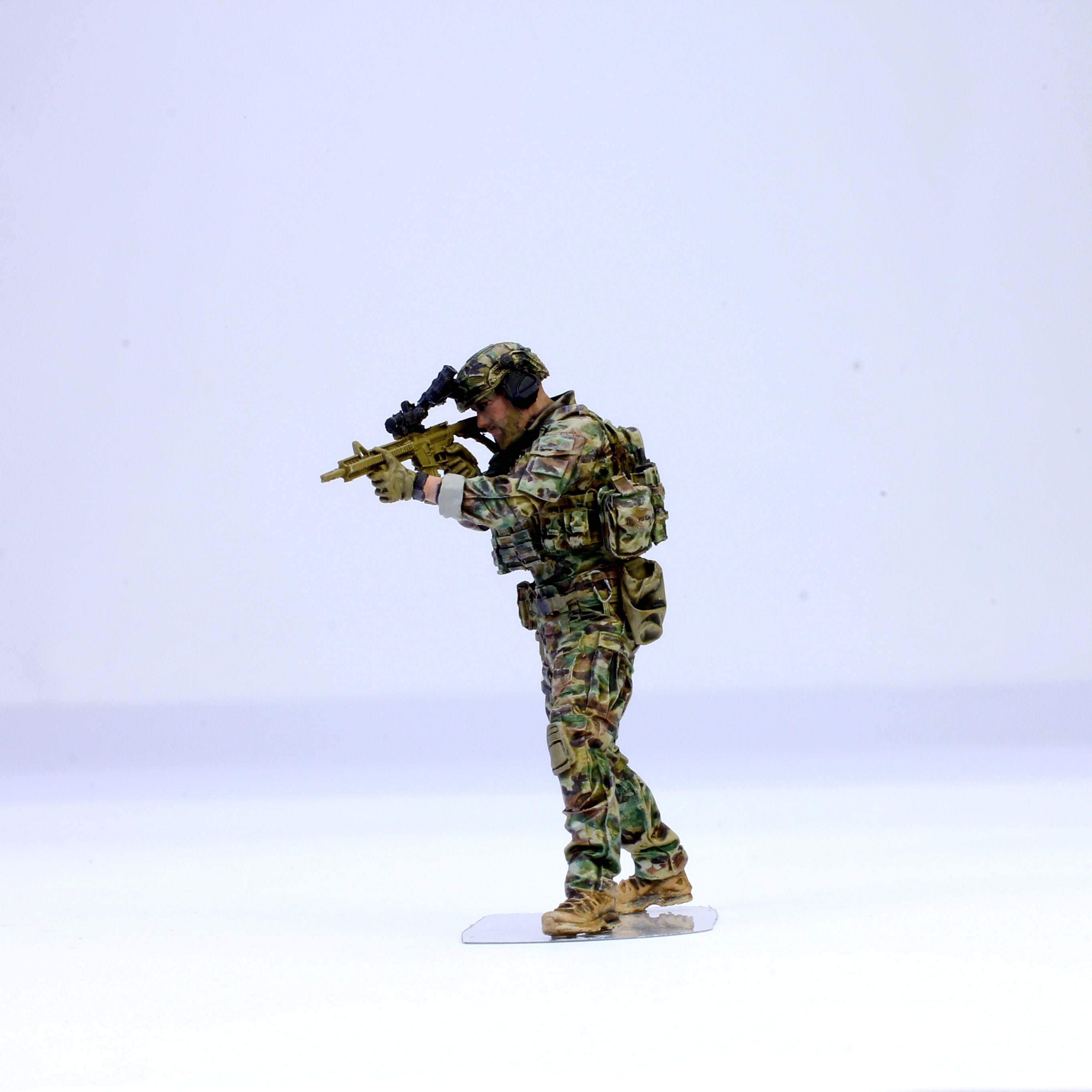 Painted Figure US Navy Seal Special Force in Multicam Camouflage ...