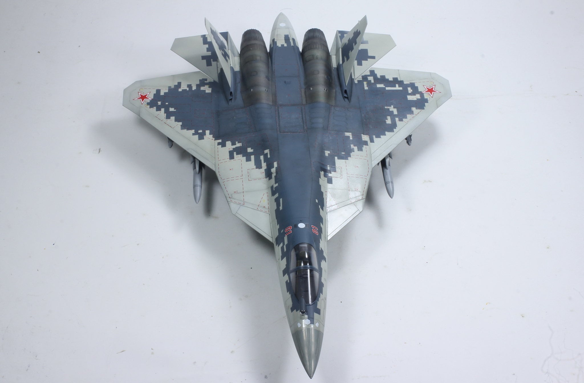 Pre-order Russian SU-57 Felon Modern War 1:48 built and Painted by ...