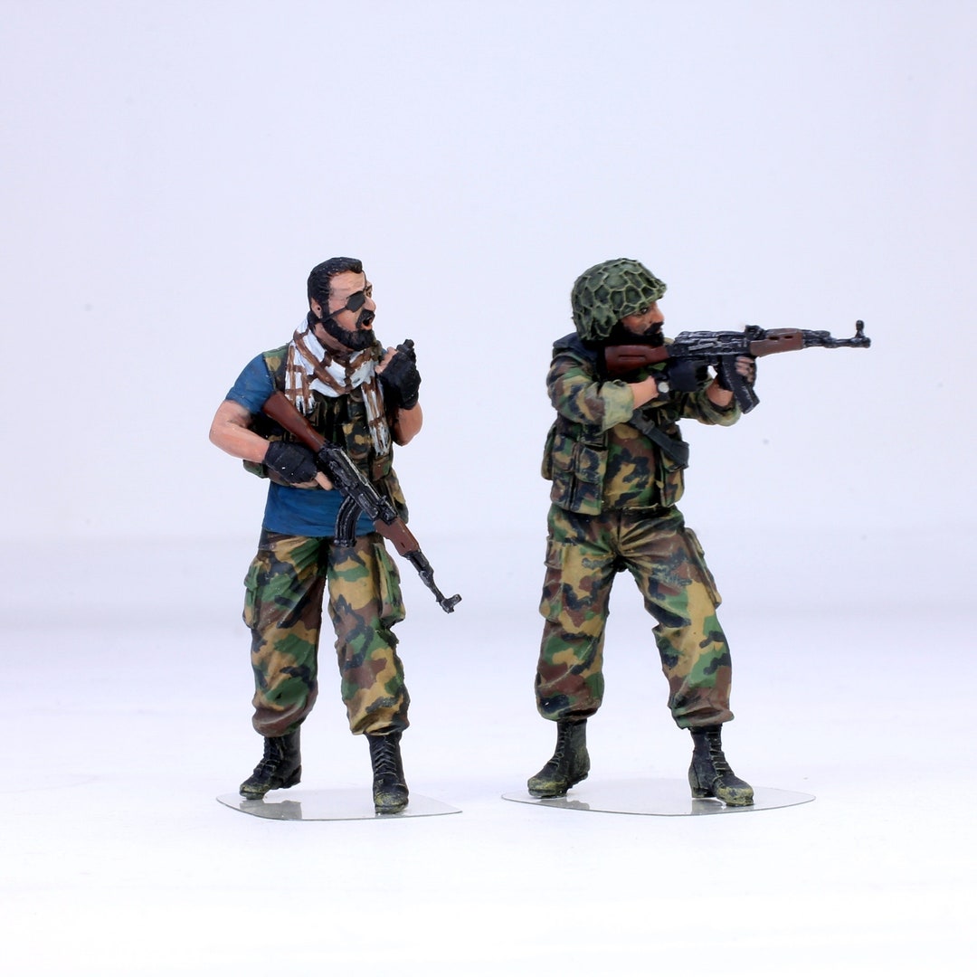 Painted Figures Middle East Syrian Army Leader & Soldier, Modern War 1: ...