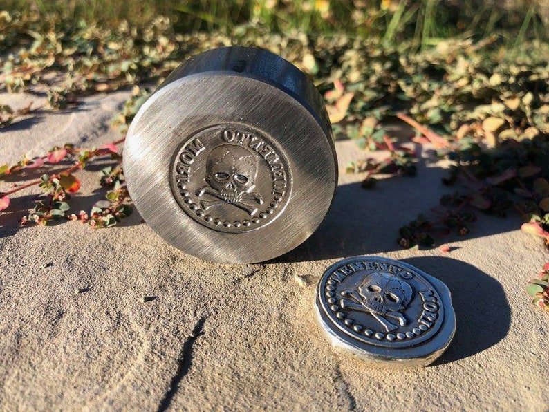 Impression Die - Memento Mori - Etsy