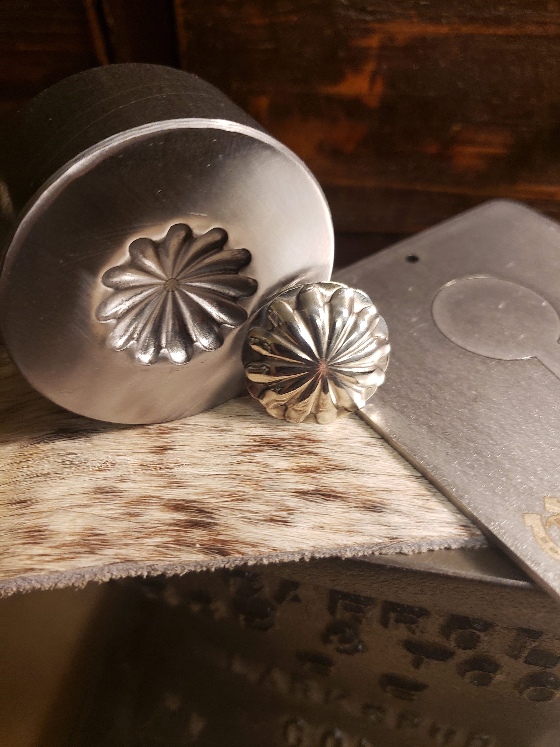 1 Inch Spot Concho Making Kit - Etsy