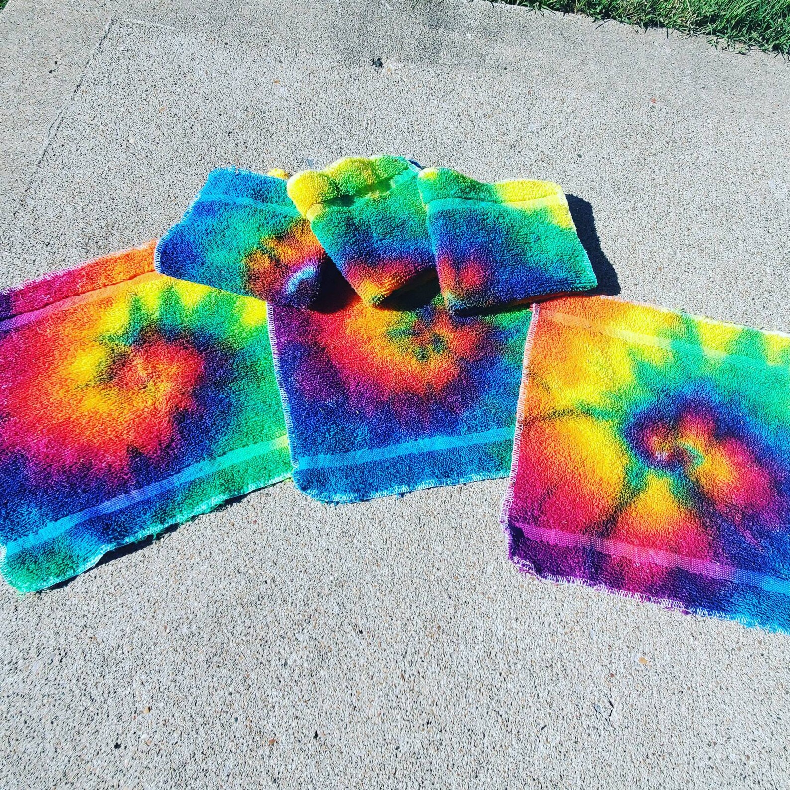 Tie Dye Wash Cloths Sets of 6 & 12 Psychedelic Bath Accessories Kitchen ...