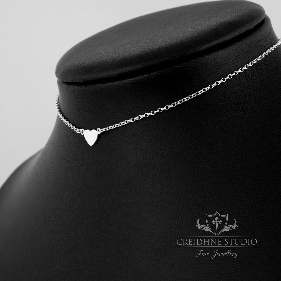 Tiny Heart Day Collar Sterling Silver Very Delicate and Discreet Day ...