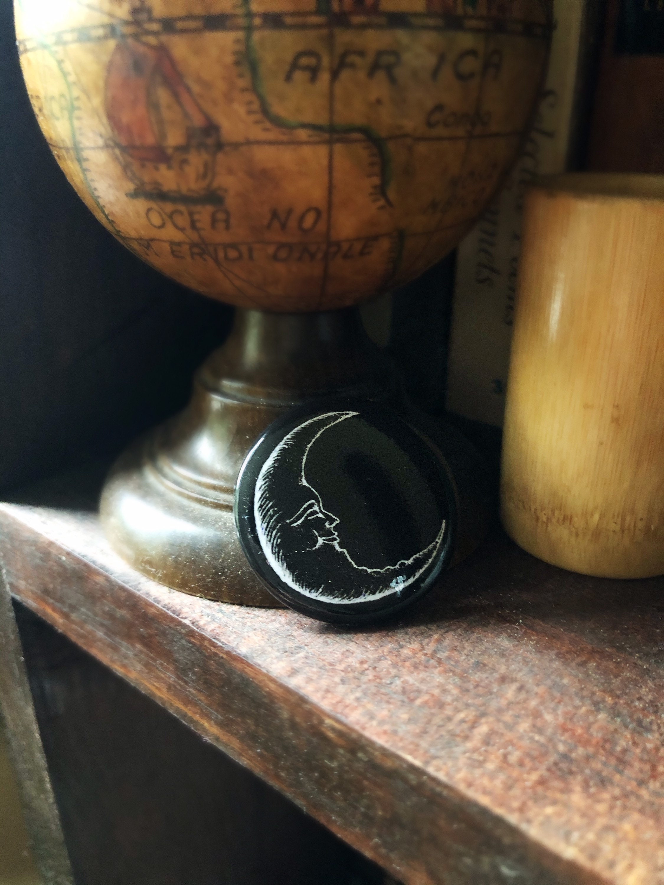 Vintage Celestial Moon Pin Moon Face Pinback Button - Etsy
