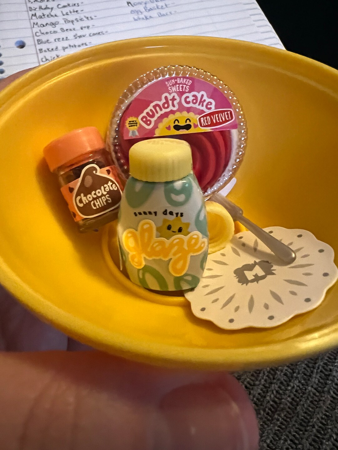 Mga's Miniverse Make It Mini Food Diner Series 2 Mini Red Velvet Bundt ...