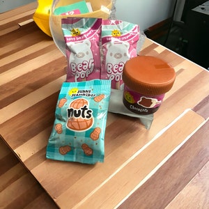 Mga's Miniverse Make It Mini Food Cafe Series 3 Mini Bear Pop Resin ...