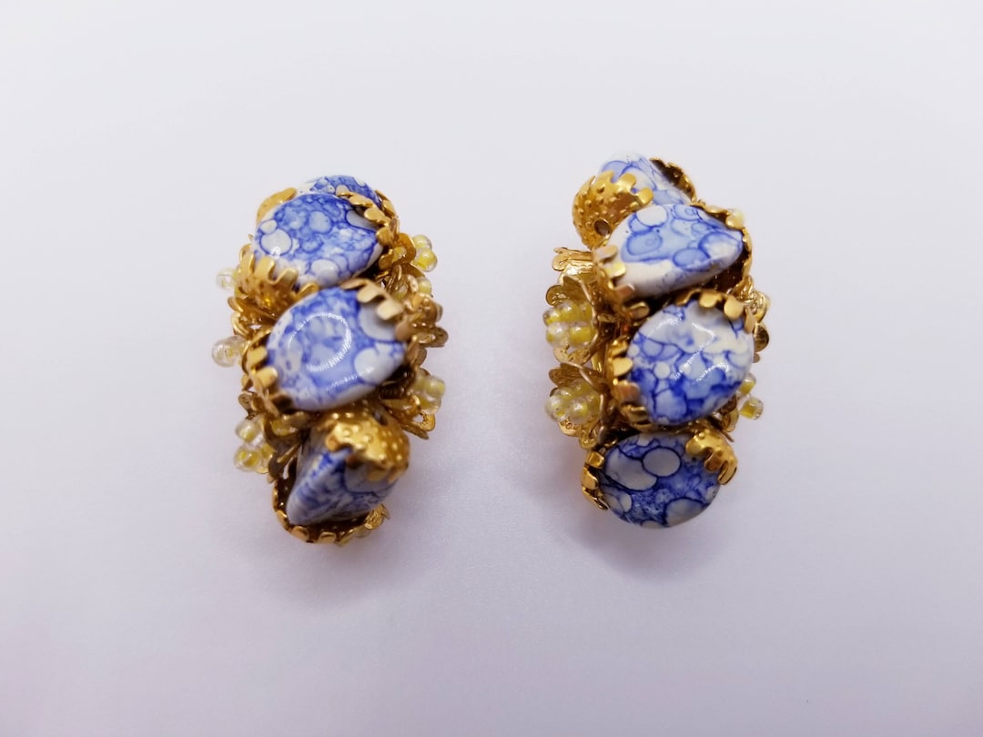 70s Vintage Gold Tone Half Hoop Blue and White Clip Earrings - Etsy