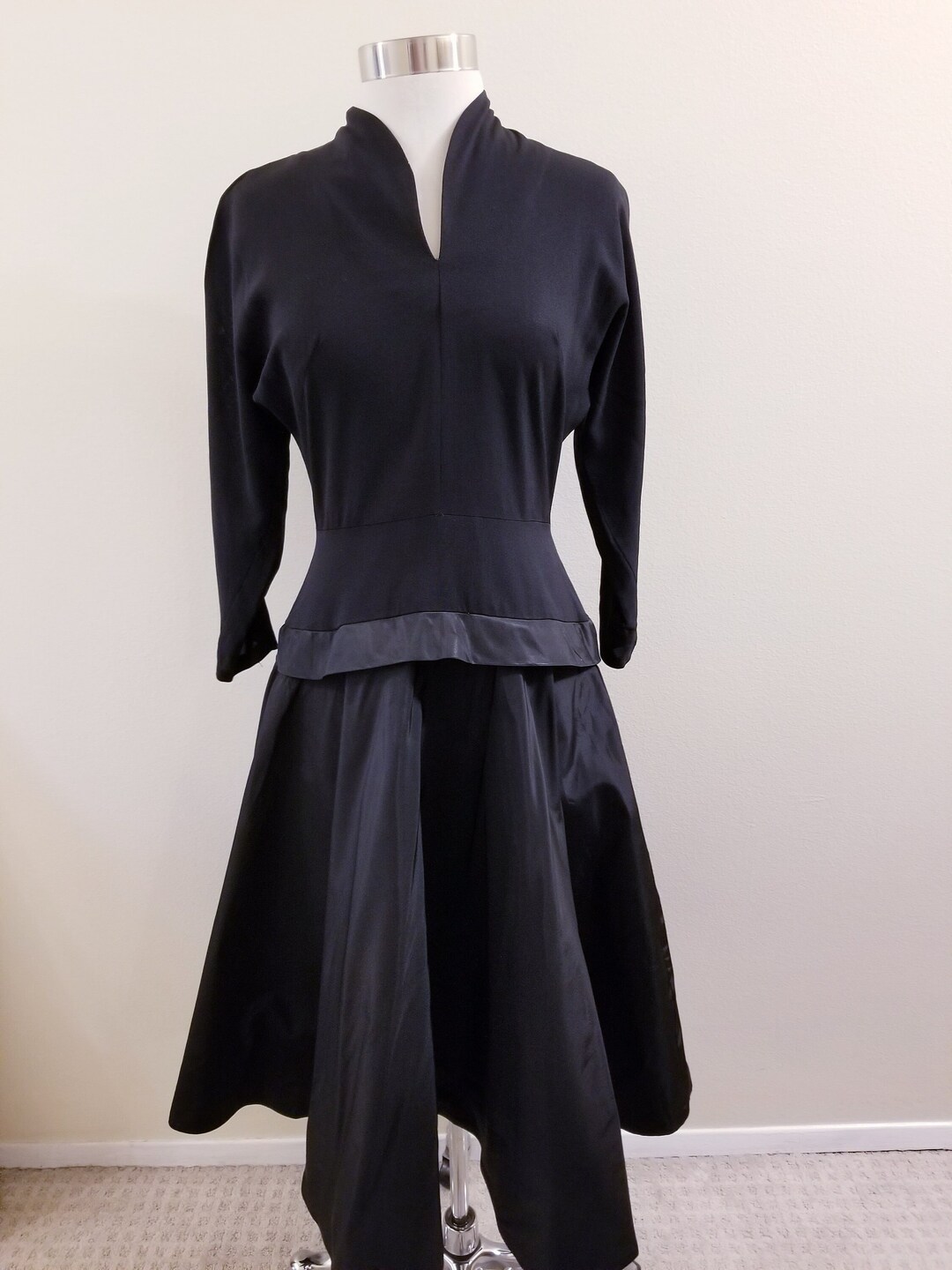 Vintage 50s Crepe Drop Waist Taffeta Skirt Fit & Flare 38-28-free - Etsy