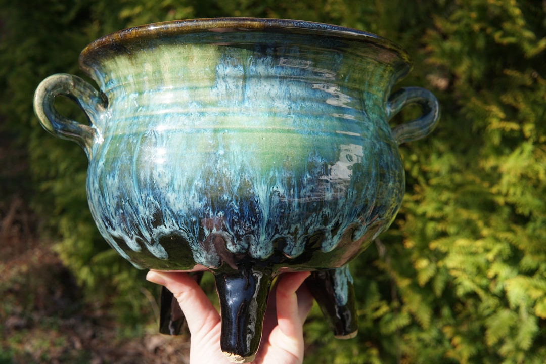 Giant Cauldron in Arcane Nephrite - Etsy
