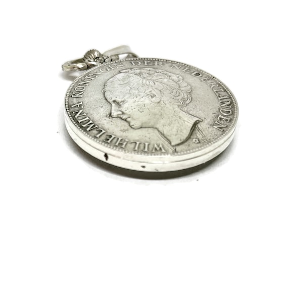 Coin Dutch 1931 Wilhelmina silver pocket watch. Good … - Gem