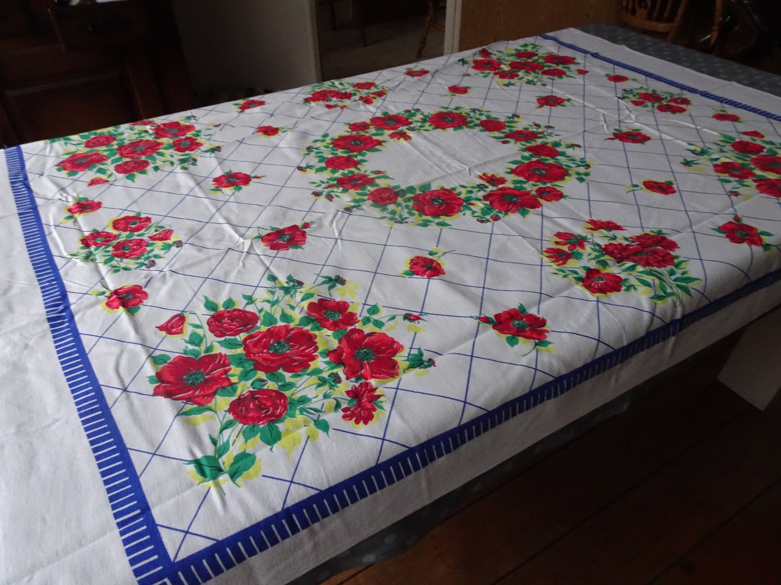 Retro Vintage Red Rose Flower Table Cloth Tablecloth-years | Etsy