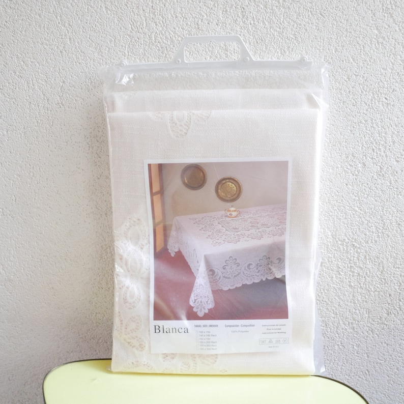 Retro Vintage Rectangular Cream White Tablecloth Tablecloth - 80s ...