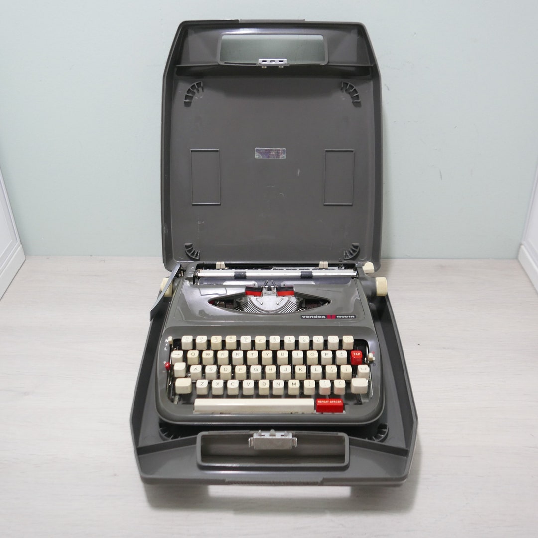 Vendex 1500TR Portable Mechanical Typewriter in Brown QWERTY 1970s - Etsy