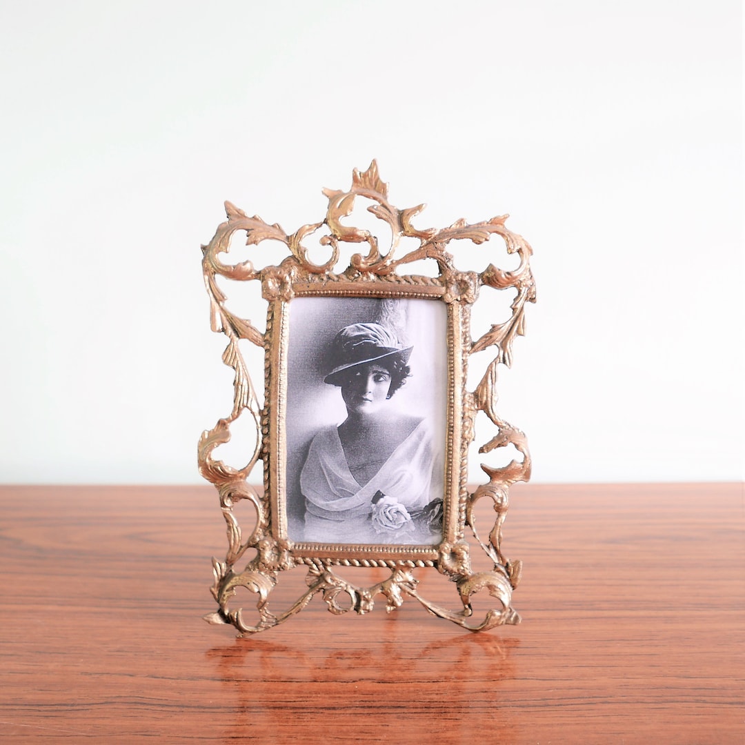 Antique Photo Frame - 1870s to 1900s - Gold Gilt Bronze - Etsy