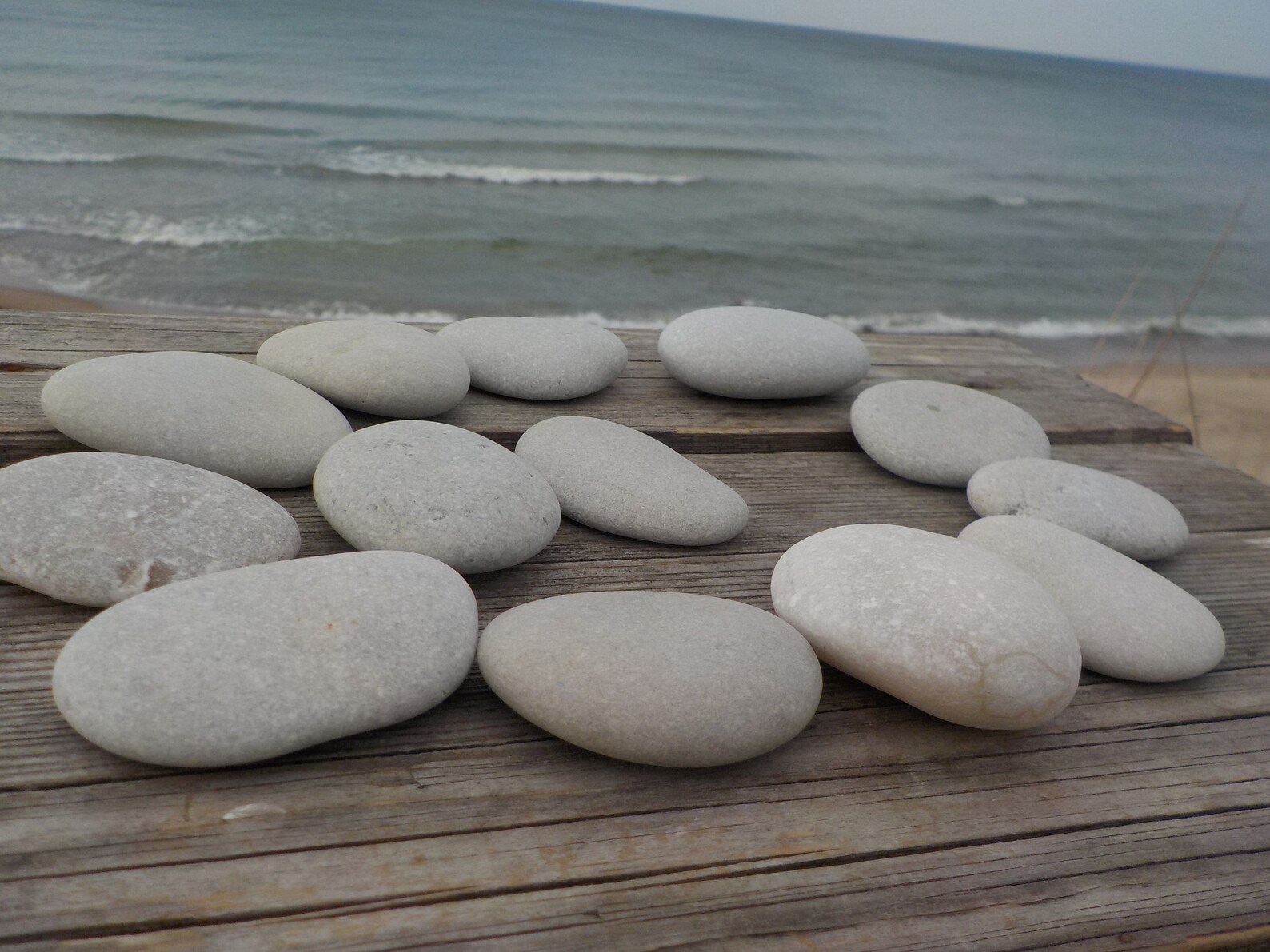 Craft Stones Set of 13 Light Pebbles-size - Etsy Ireland