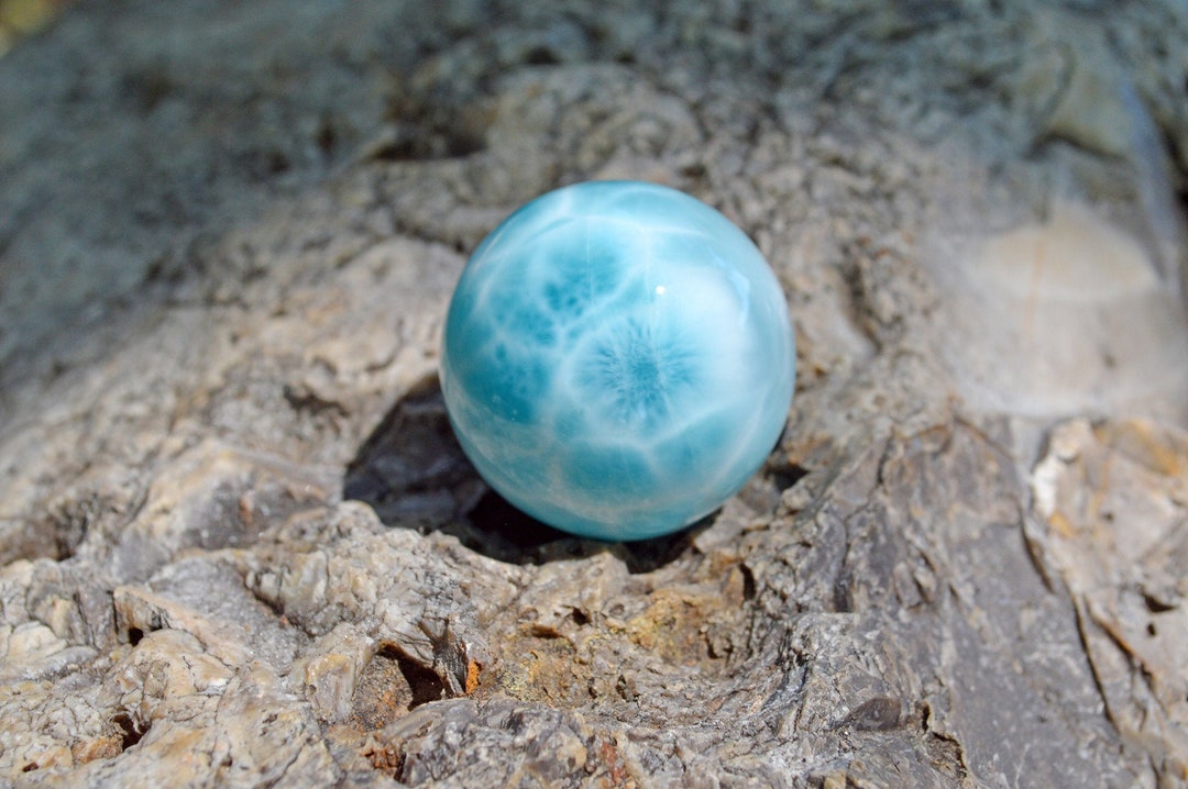 Laramar Crystal Sphere - 38g - Etsy