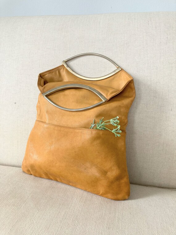 simplicity | 1970s mustard soft leather minimalist cl… - Gem