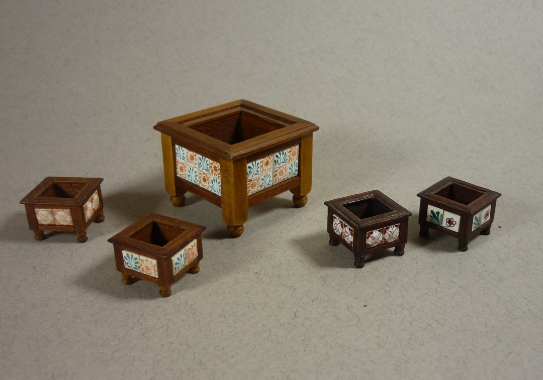 Tiny Ceramic Tile Floor Holder - Etsy