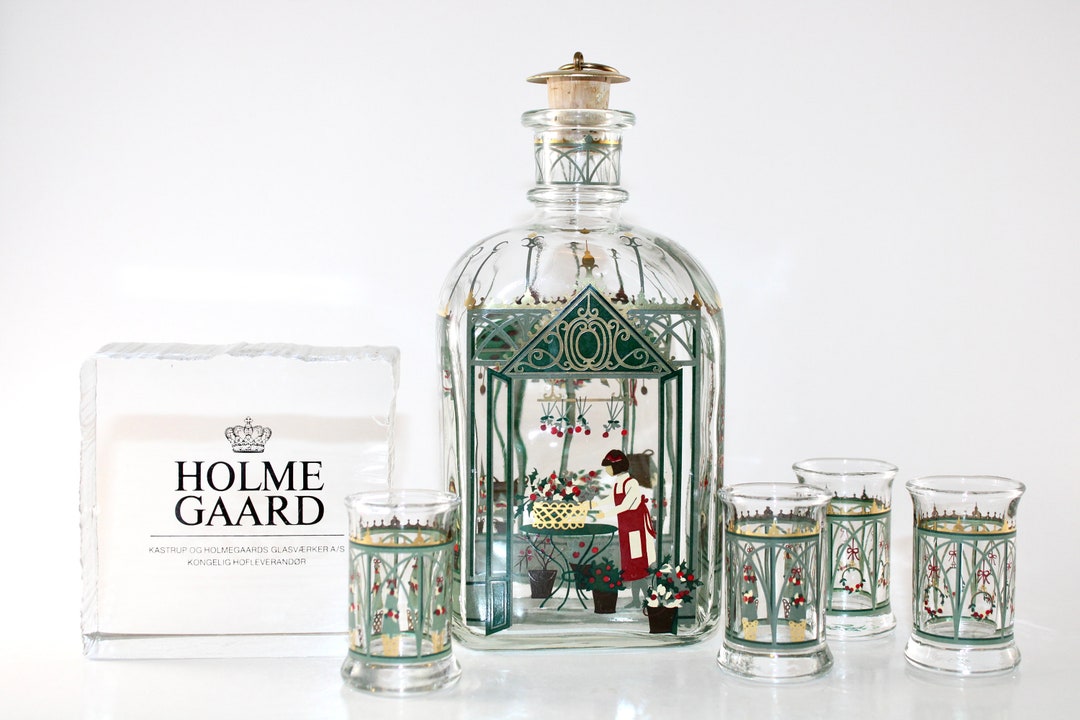 Holmegaard Lovely Glass Christmas Bottle and 4 Aquavit Glasses Made in ...