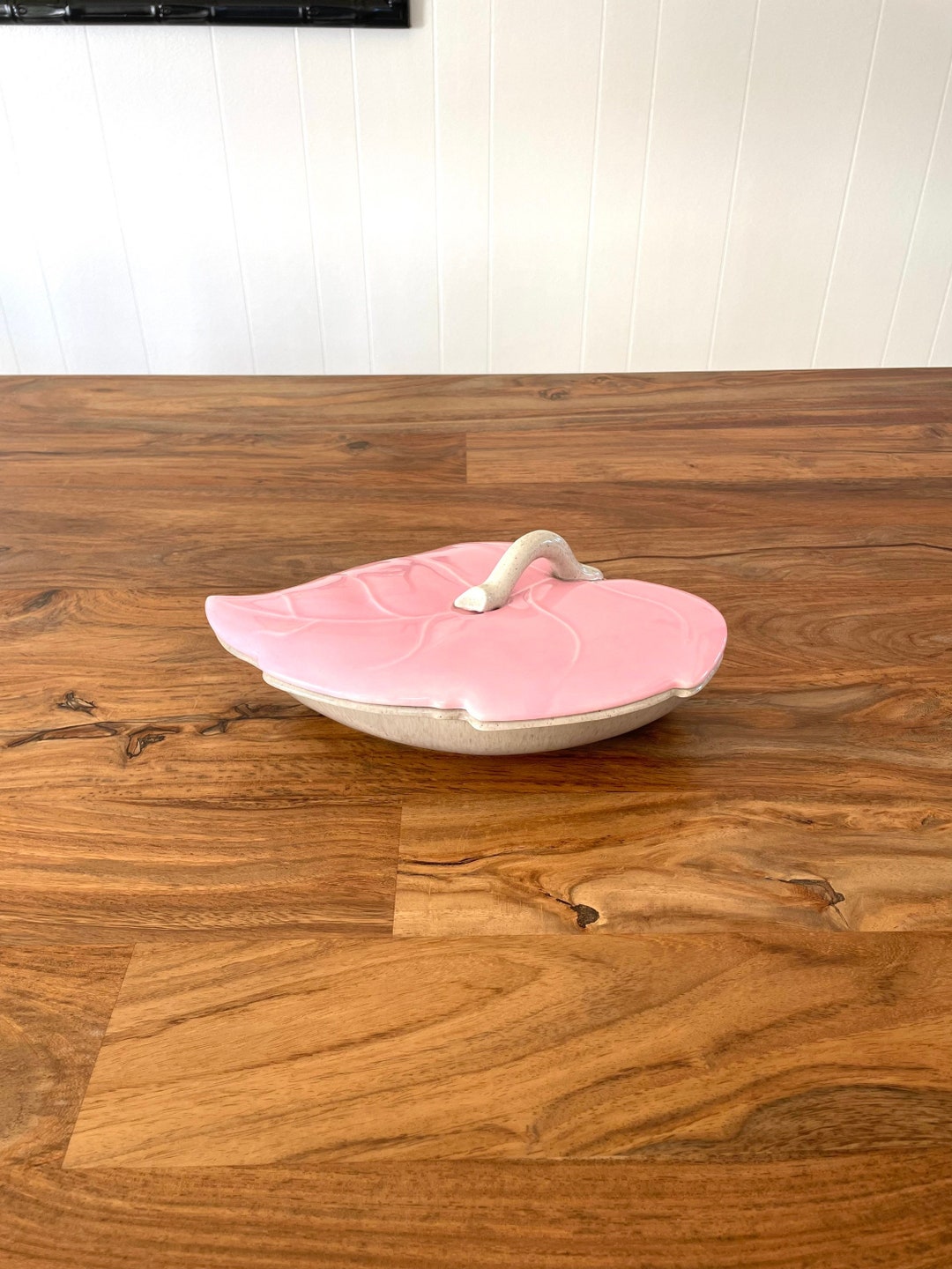 Vintage Valley Vista Ceramics Lidded Low Bowl - Pink Leaf California Pottery - Etsy