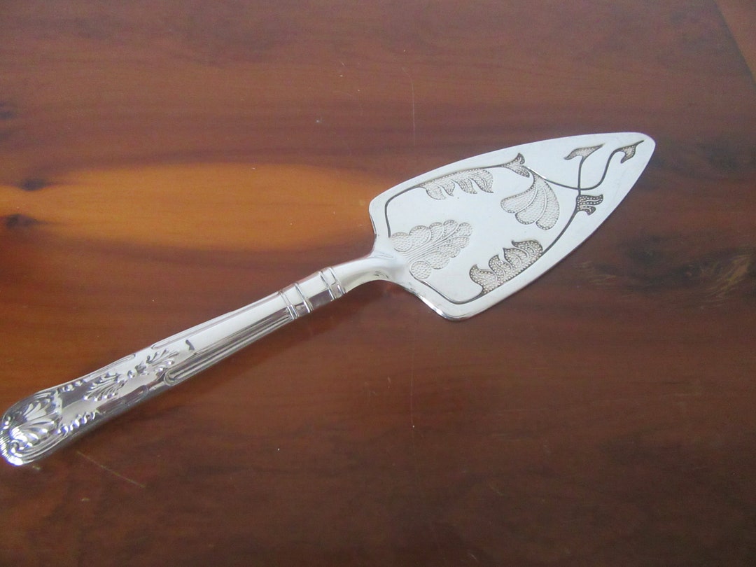 Mayell Stylish Cake Slice/server.made in England.ep on Zinc. Shiny ...