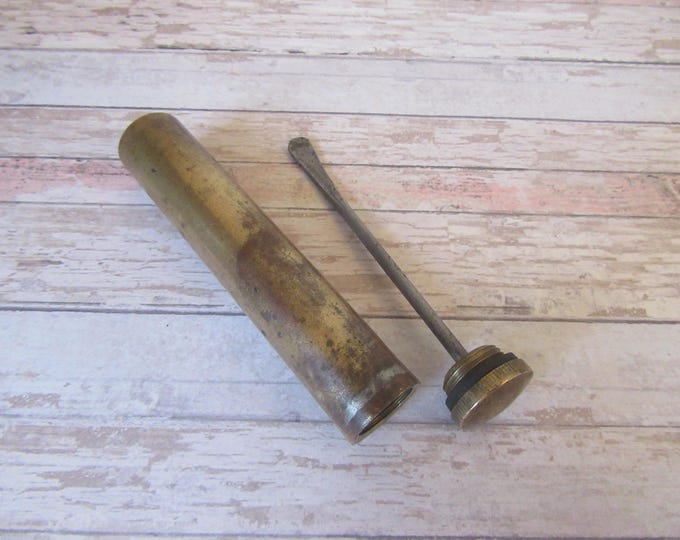 WW1-WW2 Brass Oiler With Dipper. British Army Enfield SMLE. Stamped E ...