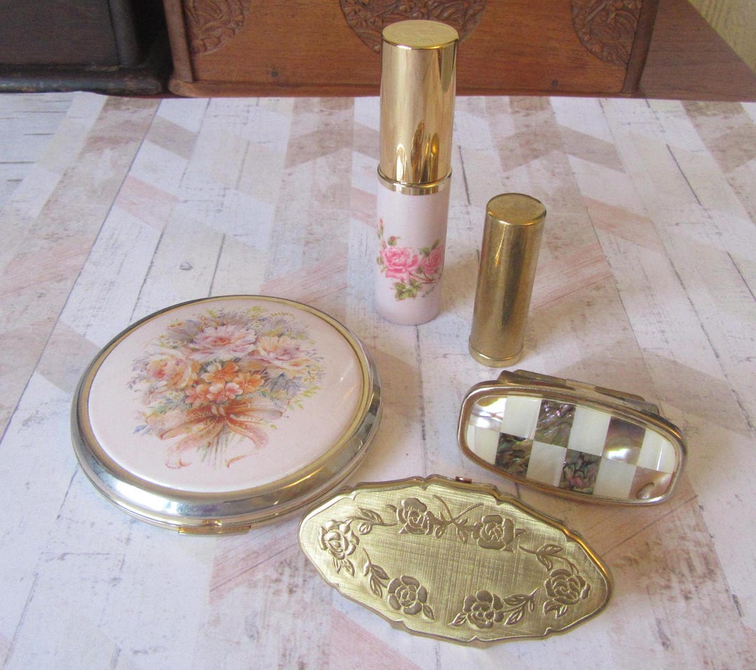 Vintage Stratton & Other Vanity Collectibles. Choice of 5 .lip-view ...