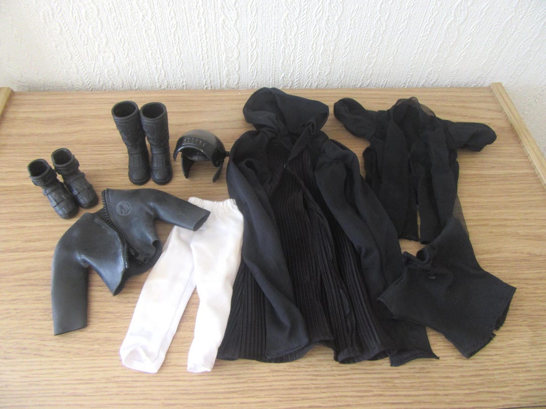 Hasbro Action Man Clothes and Accessories. Other Doll Clothing Black ...