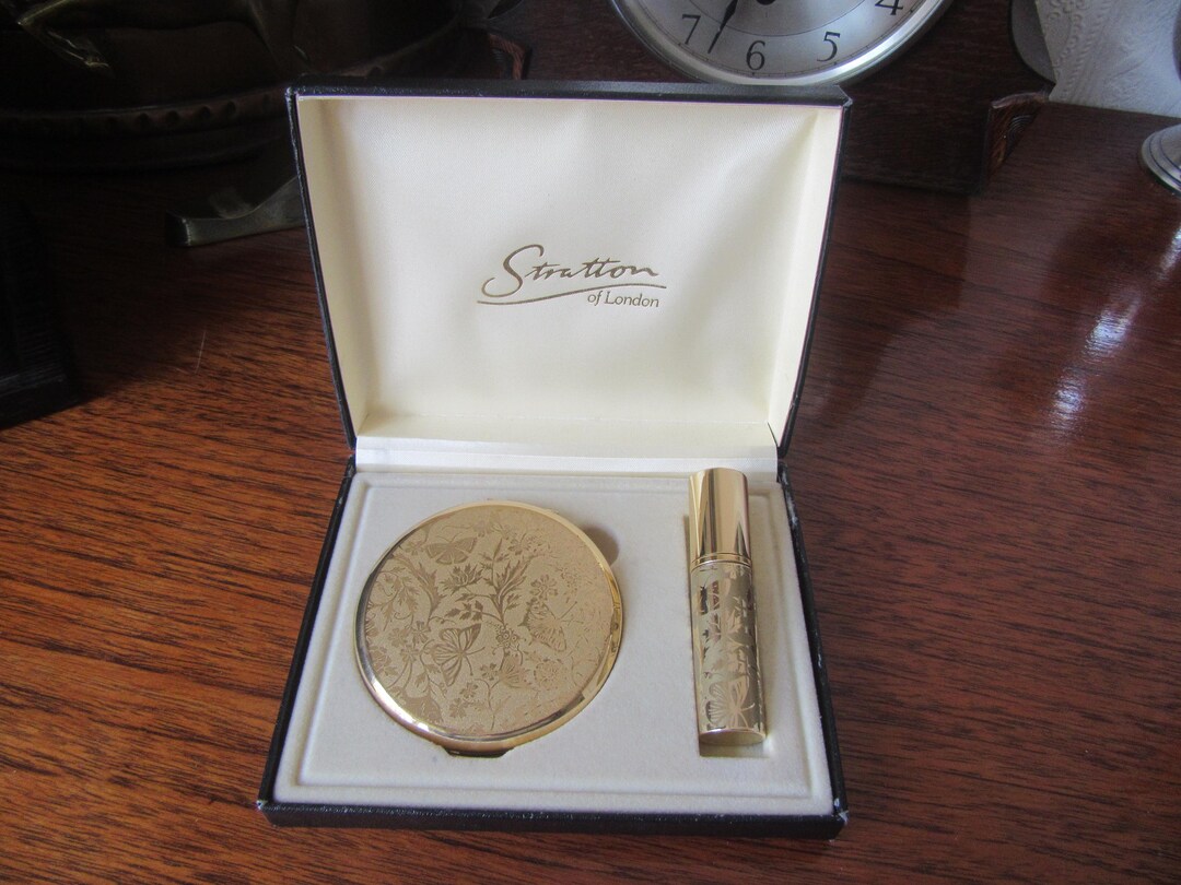 Vintage Stratton Compact and Atomiser Boxed Set. Gold-tone Butterflies ...
