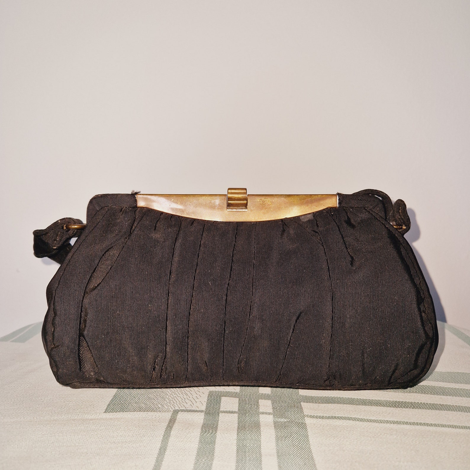 40s Vintage Original Wristlet Black Handbag With Art Deco Copper Clasp ...