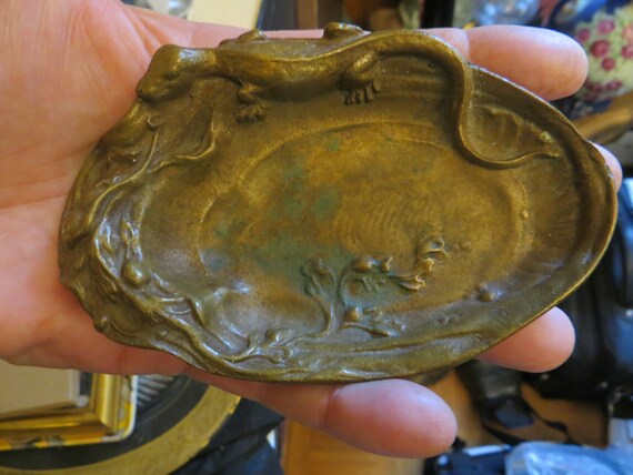 Antique Lizard Bronze Pin Tray, Solid Cast Bronze Rin… - Gem