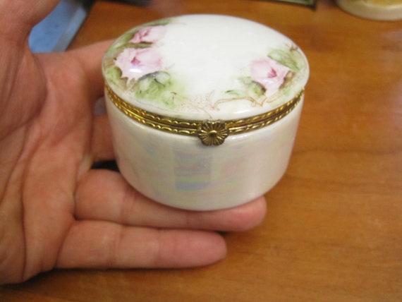 Baby's First Tooth Roses & Iridescent Box, Vintage - Gem