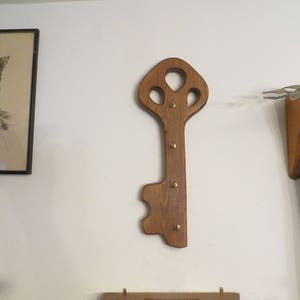 Large Wooden Key Shaped Skeleton Key Holder, Vintage Wall Mount ...