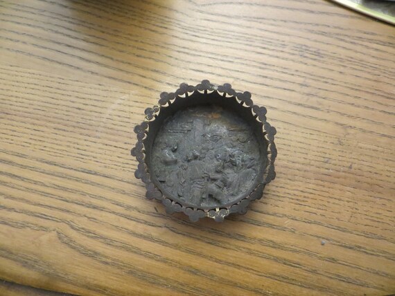 1800's Medieval Style Miniature Toy Dish with raised … - Gem