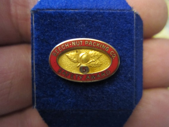 Beech-Nut Packing Co, 5 Year Safety Award Pin - Gem