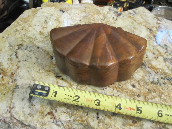 Vintage Wood Shell Trinket Jewelry Box - Gem