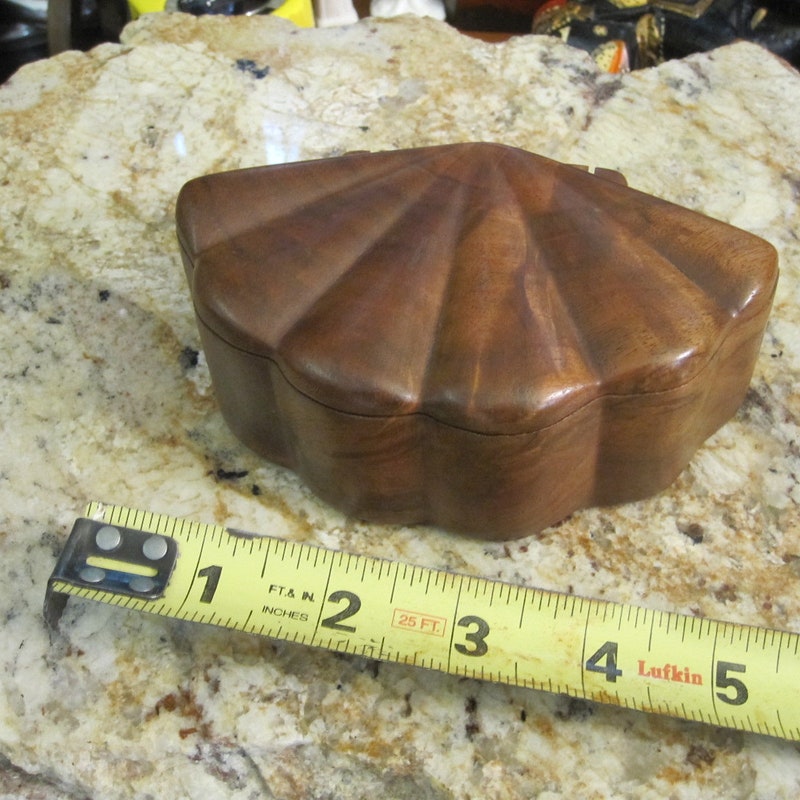 Shell Box - Etsy