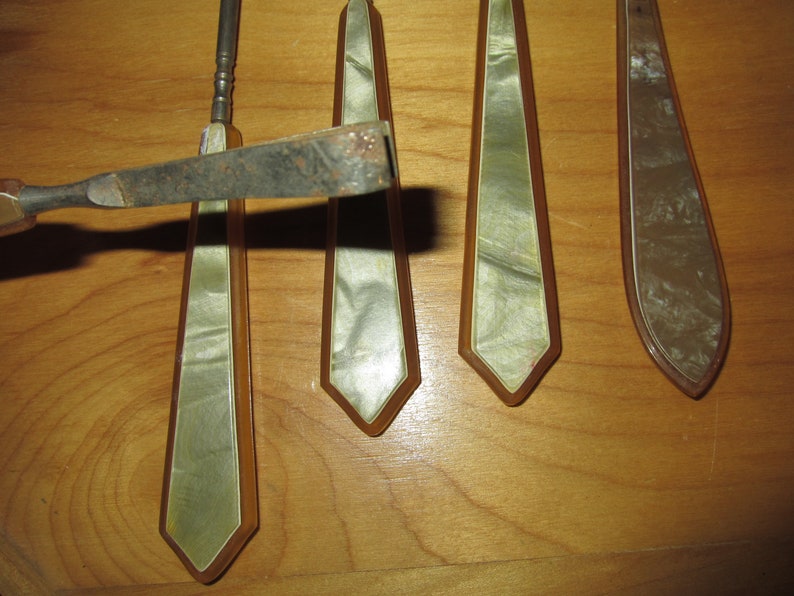 5 Bakelite Tools Sewing Manicure Arts and Crafts Vintage - Etsy