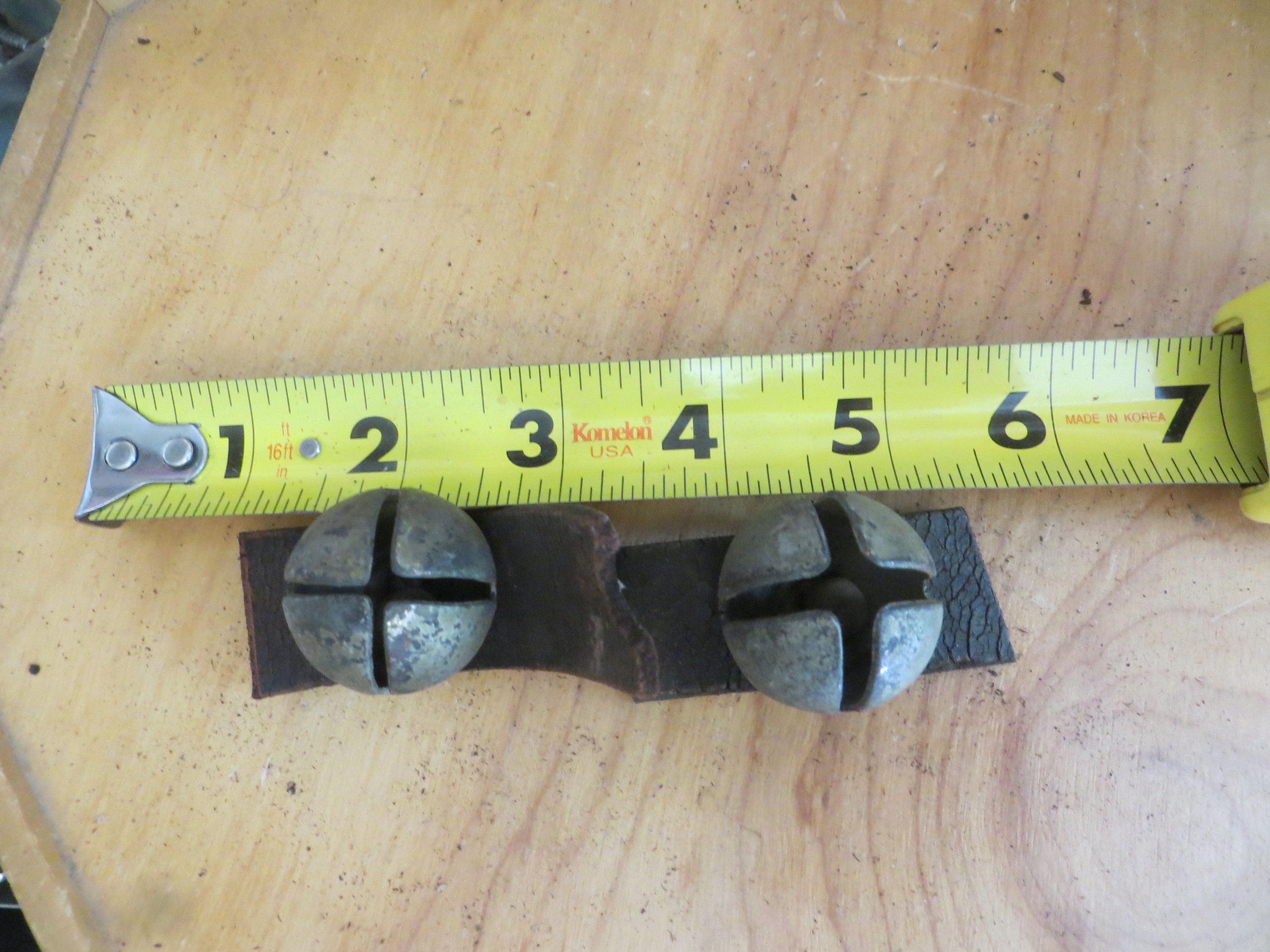 1 Antique Sleigh Bell Number 2 Petal Pattern - Etsy